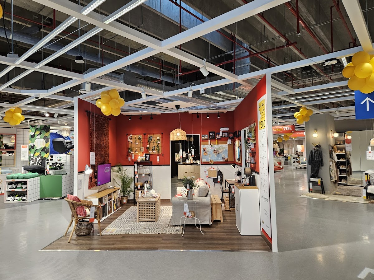 The Warehouse Mall - Shopping in Kuwait | Best of Kuwait