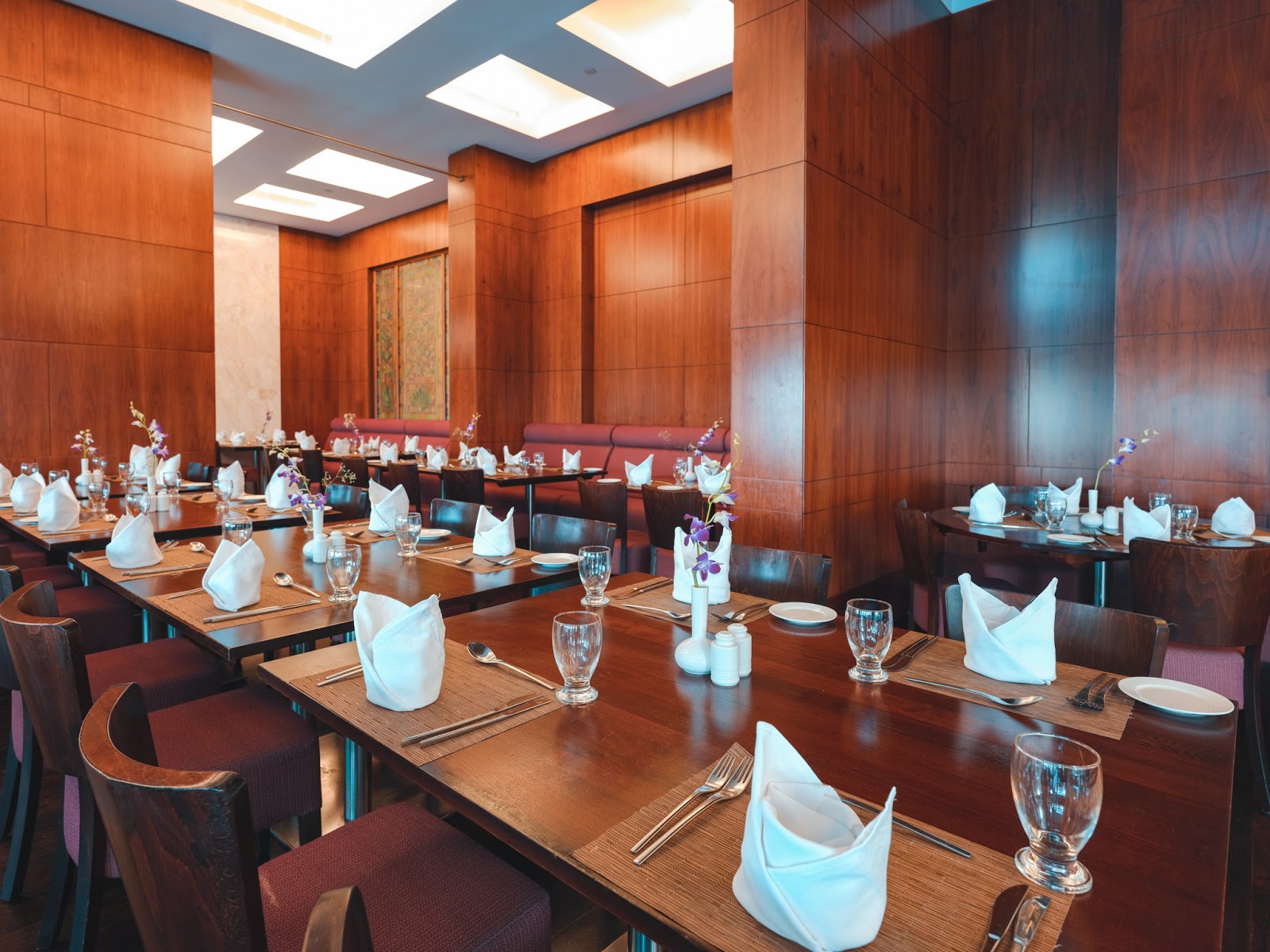 Al Diwan Restaurant in Salmiya | B... | Best of Kuwait
